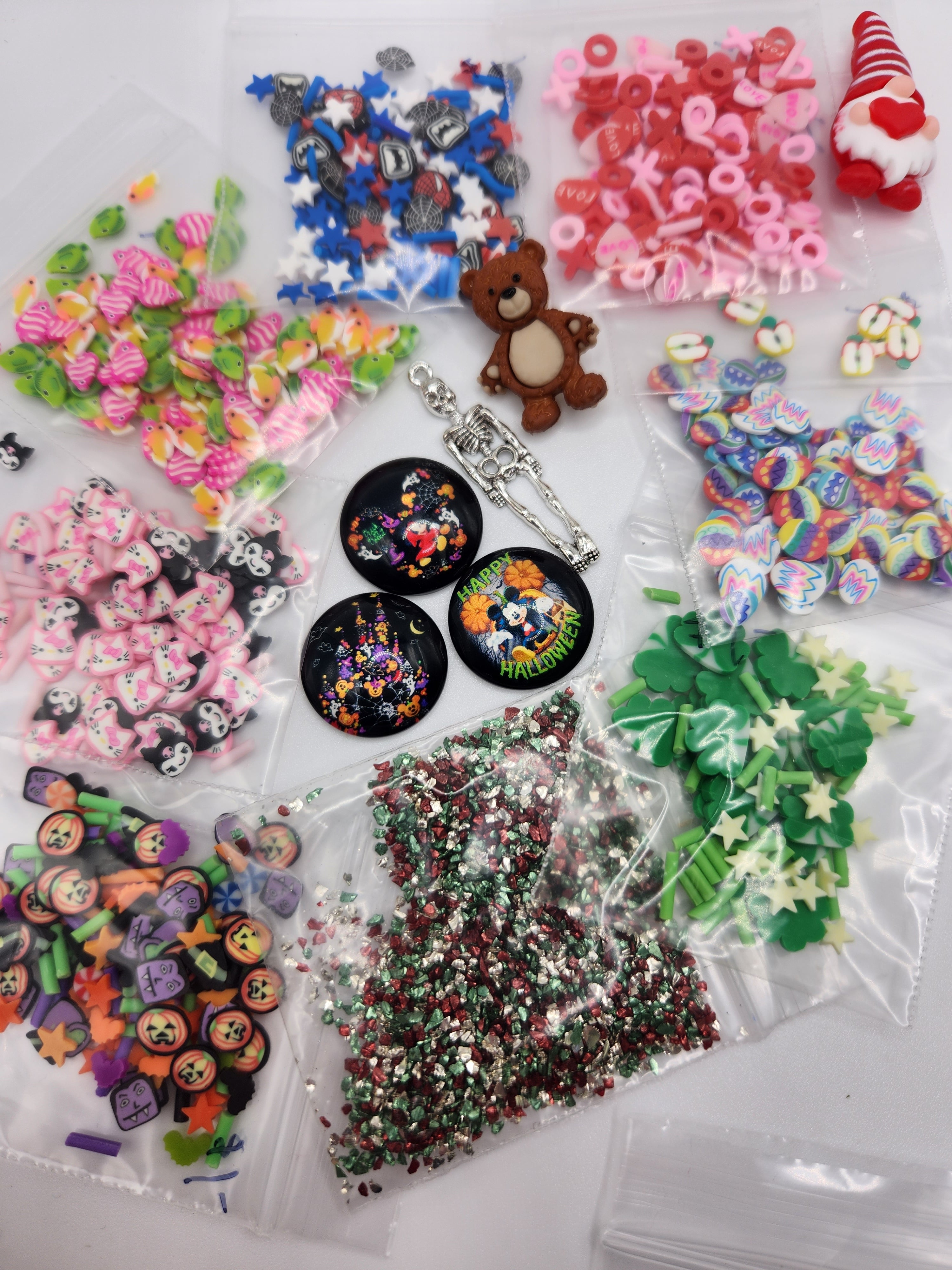 Embellishments – A.W. Creations Miniatures